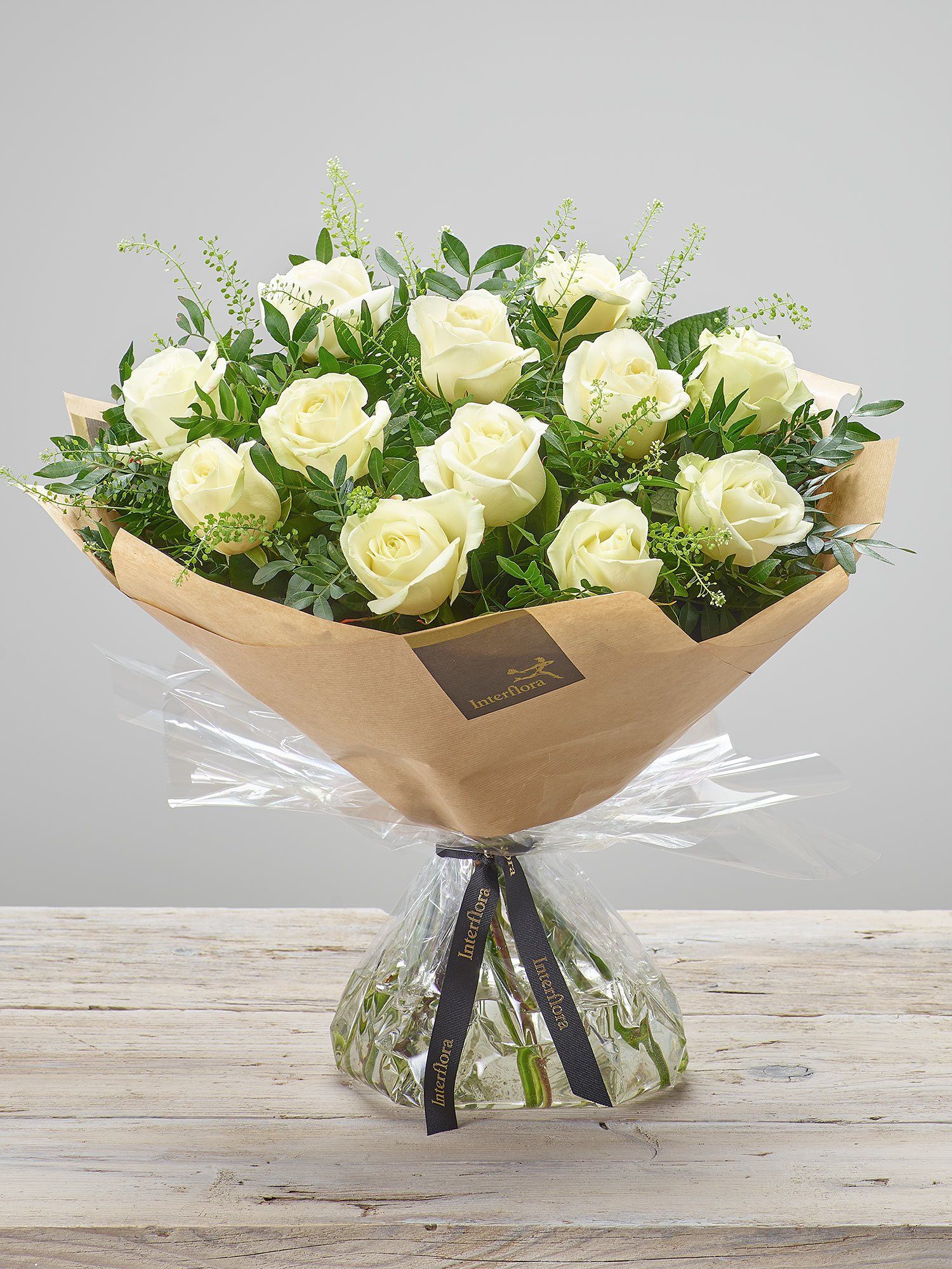White Roses England - abcFlora.com
